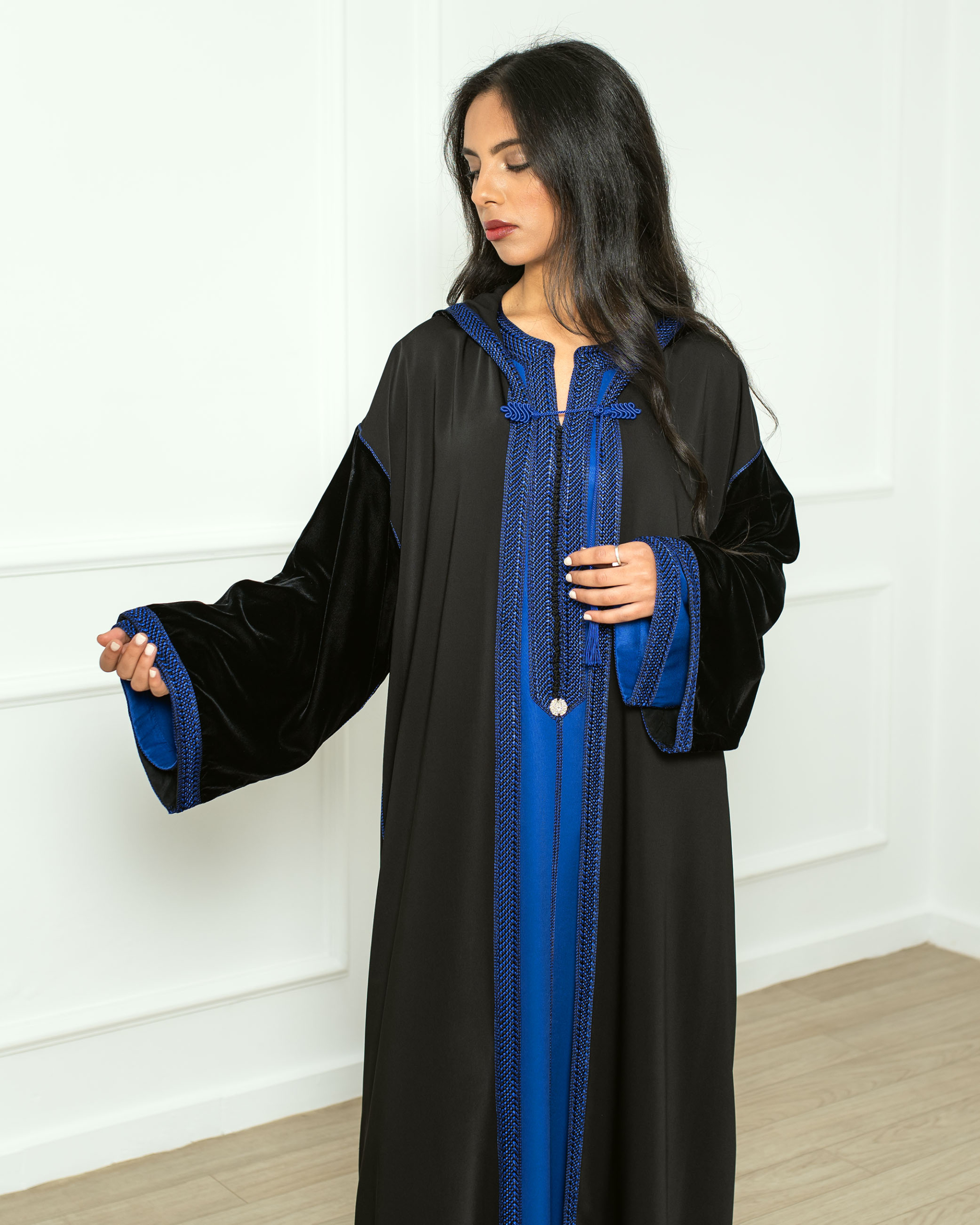 Djellaba Marocaine Kounouz : Élégance Authentique et Tradition Sublime ...