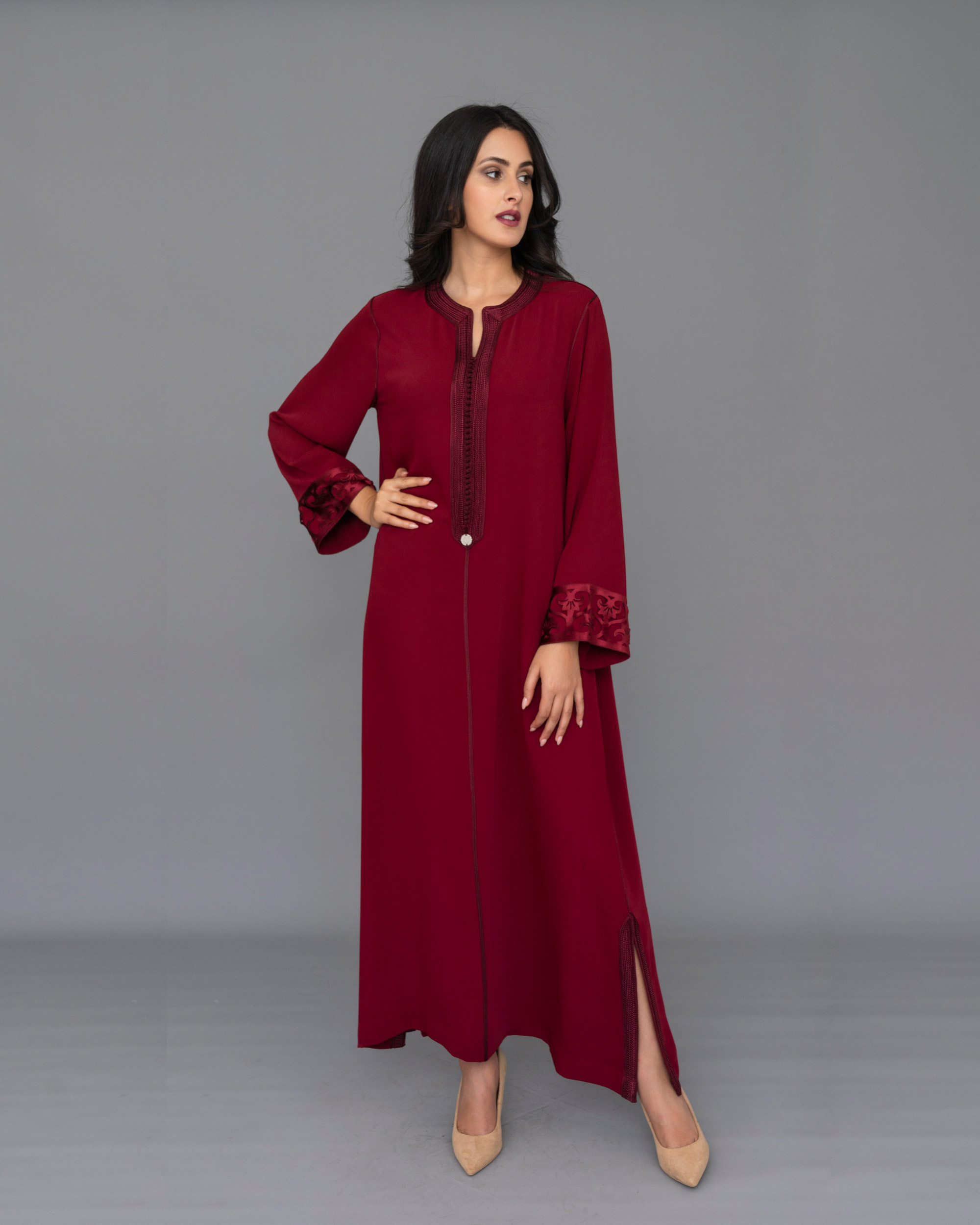White Mlifa Caftan – Traditional Elegance Meets Modernity Size S